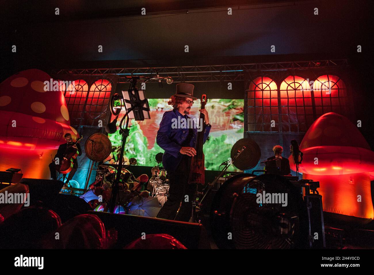 Les Claypool, Larry LaLonde and Tim Alexander of Primus performing live ...