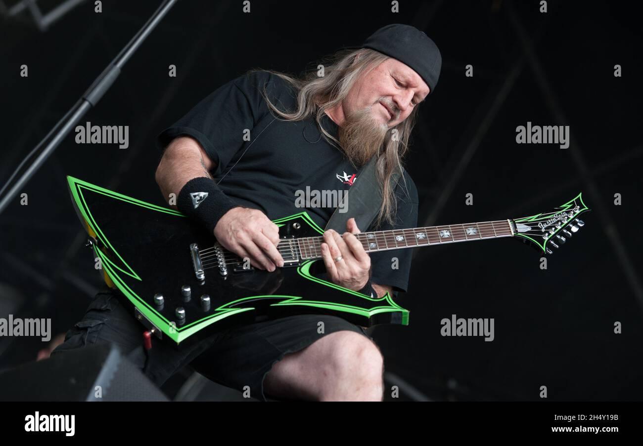 Derek "The Skull" Tailer of Overkill live on stage at Bloodstock ...