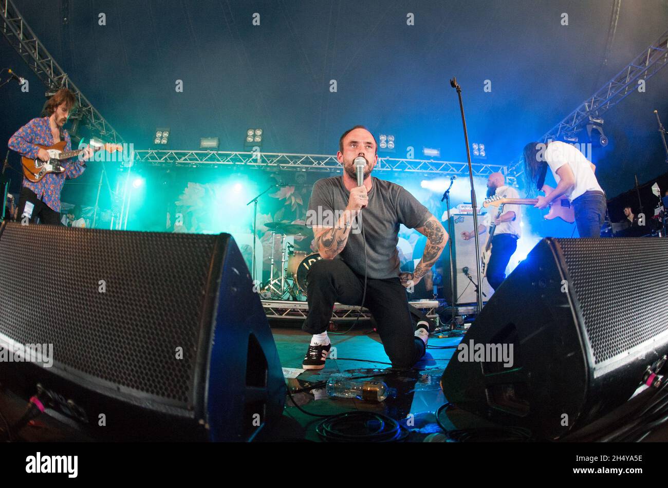 Idles on stage hi-res stock photography and images - Alamy