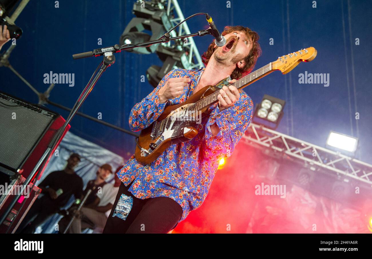 Idles photo hi-res stock photography and images - Alamy