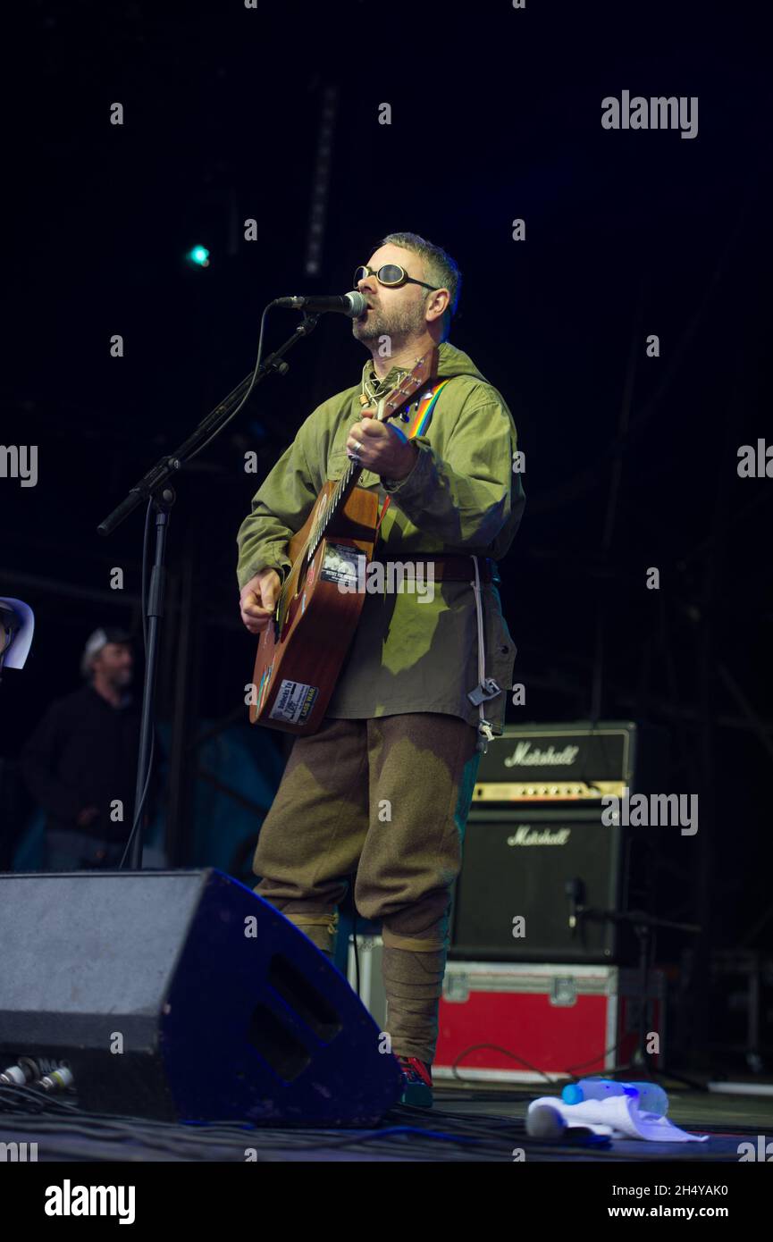 Steve Mason performing live on stage during Festival No. 6 2017 at ...