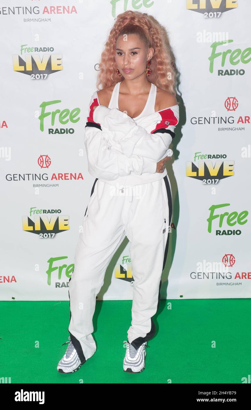 Raye uk hi-res stock photography and images - Alamy