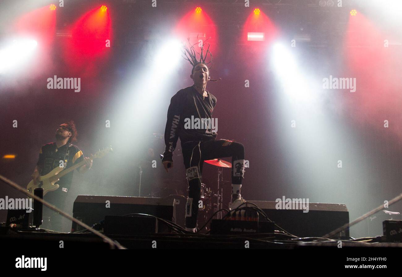 Chase atlantic band hi-res stock photography and images - Alamy