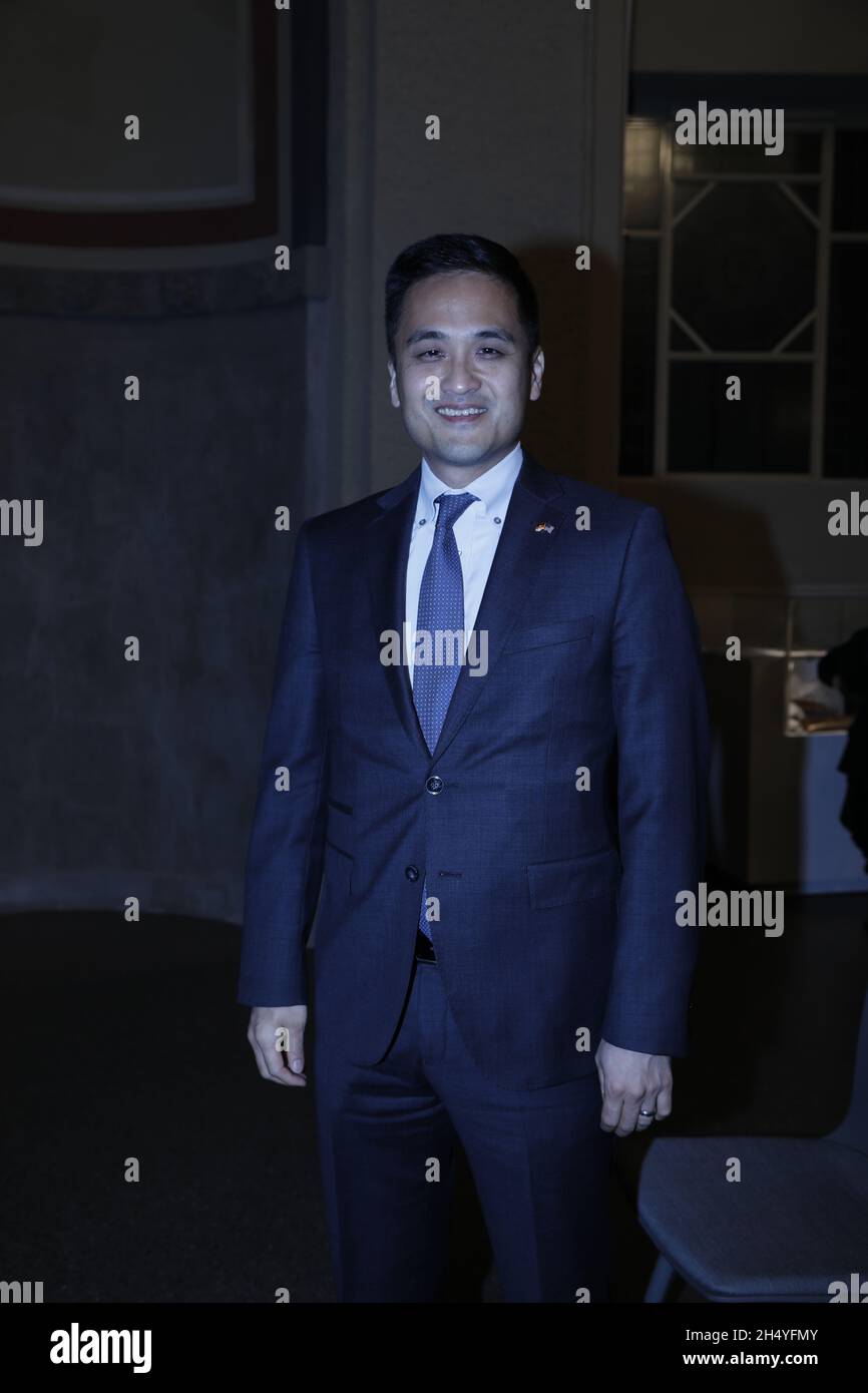 Kenichiro (Ken) Toko, U.S. Consul General in Leipzig bei: UNSERE ...