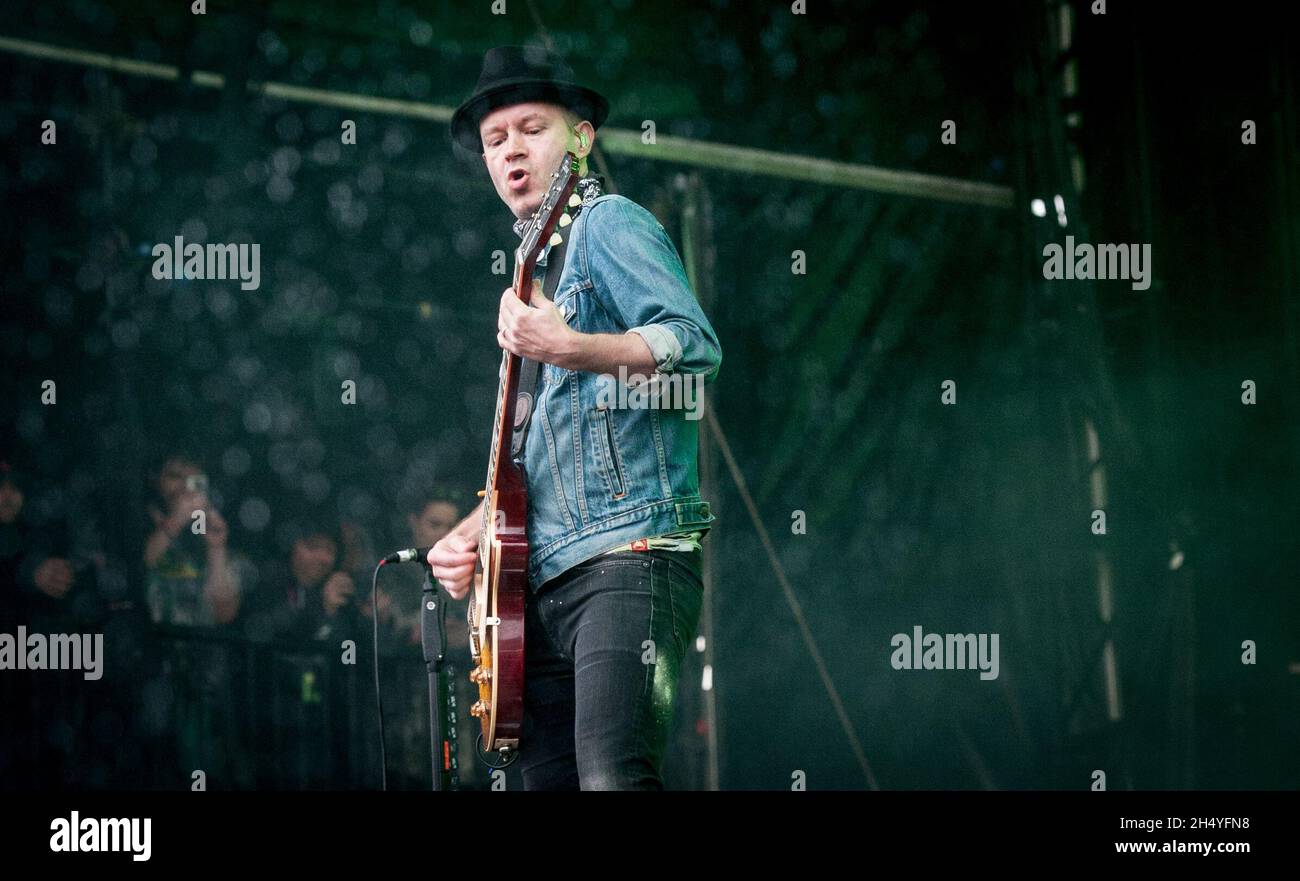 Sum 41 stage hi-res stock photography and images - Alamy