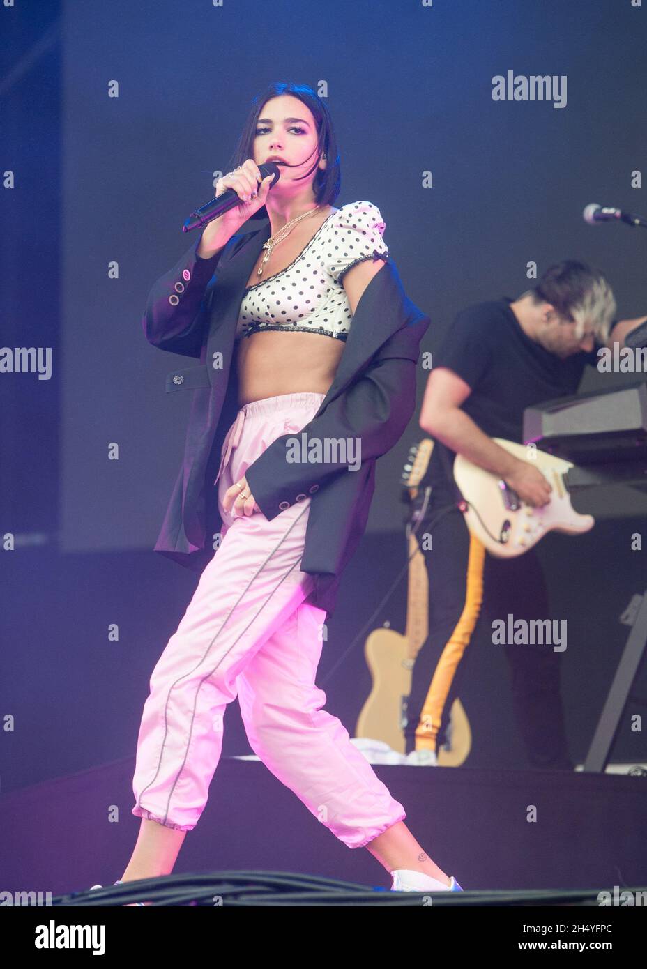 Dua lipa performs on stage hi-res stock photography and images - Alamy