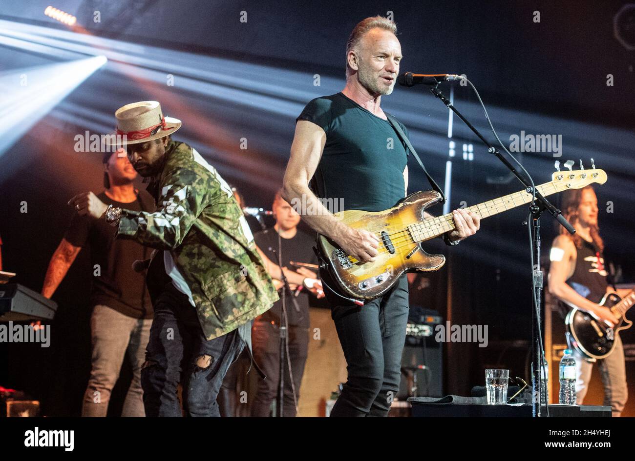 Shaggy singer 2019 hi-res stock photography and images - Alamy