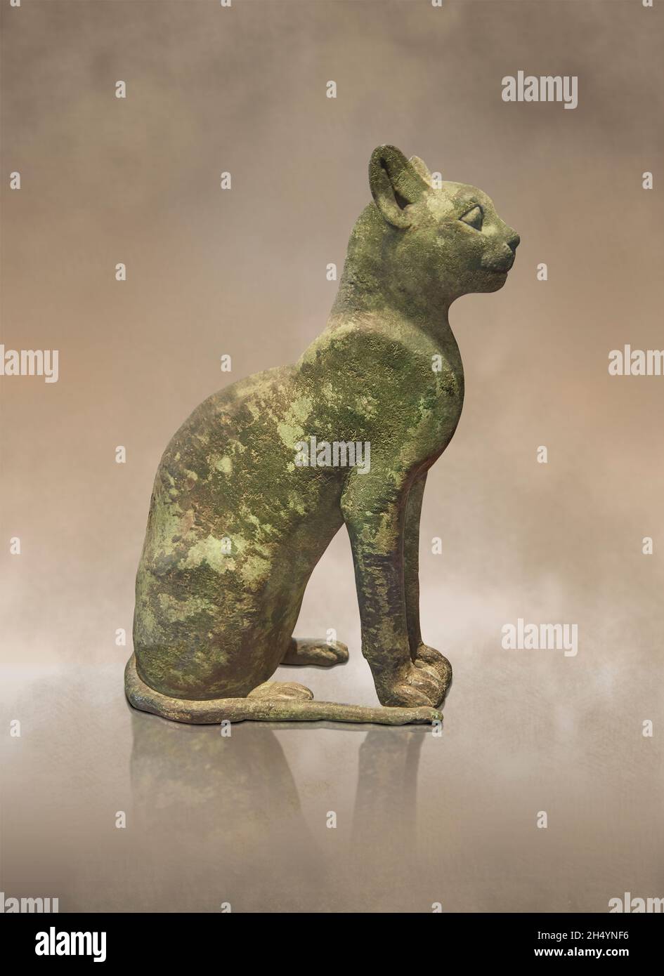 Egyptian statue sculpture statue of a sitting cat goddess Bastet, 664 ...