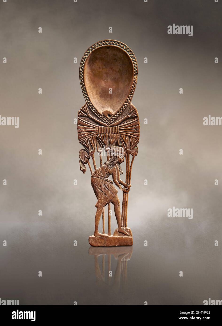 Ancient egyptian wooden spoon hi-res stock photography and images - Alamy