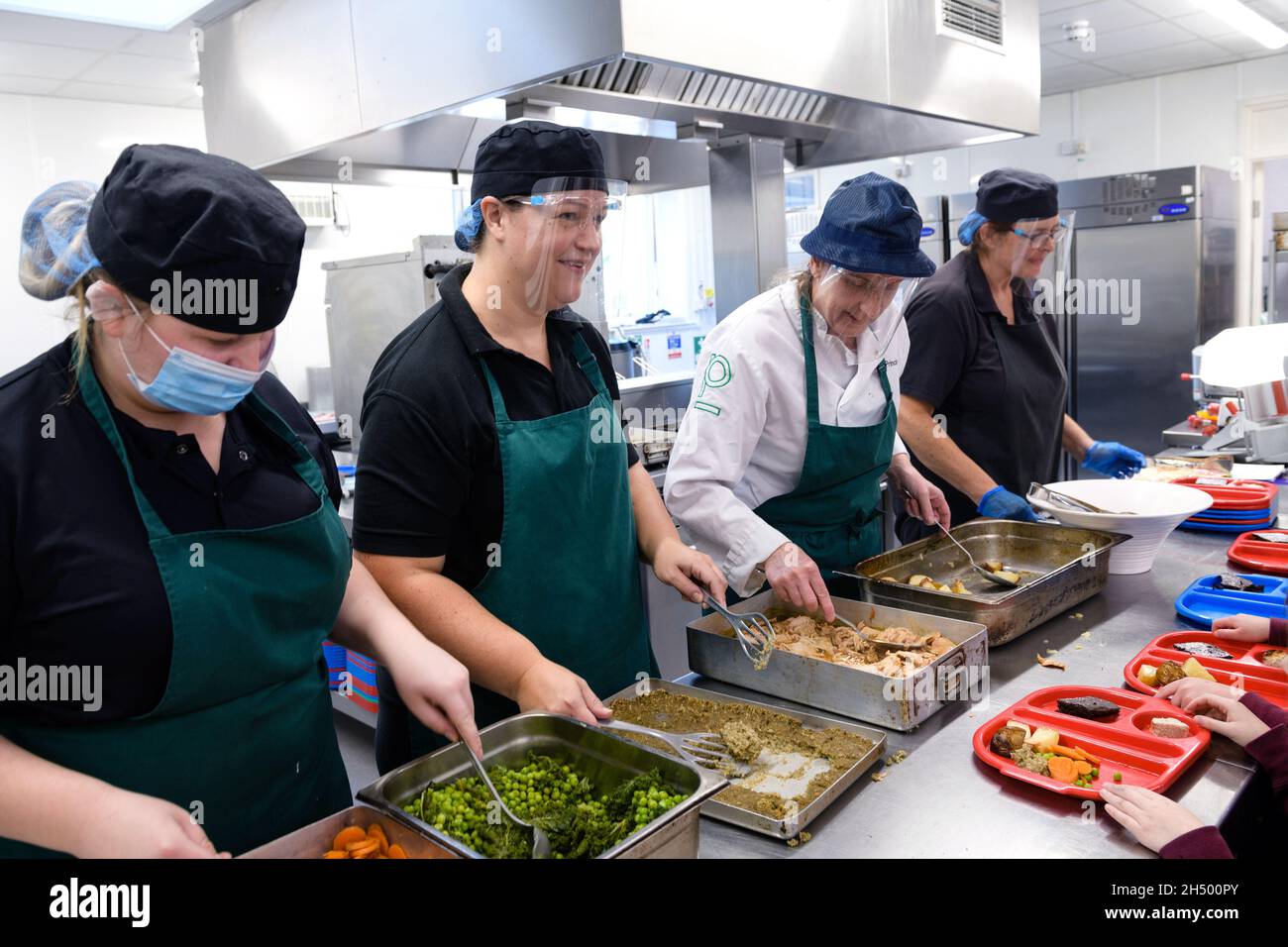 School canteen employee hi-res stock photography and images - Alamy