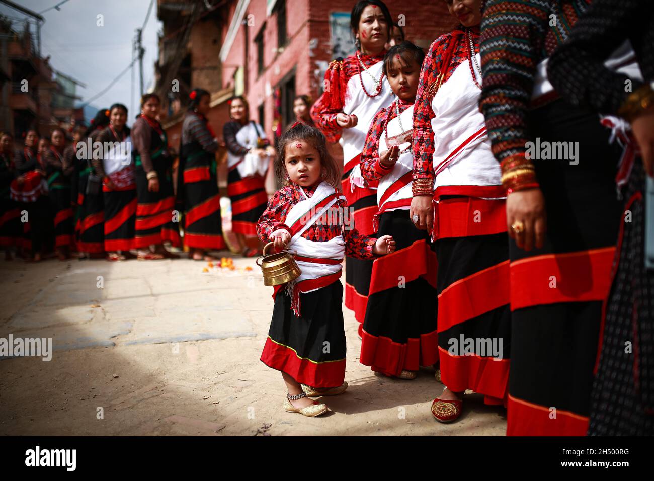 Newari girls in traditional attire hi-res stock photography and images ...