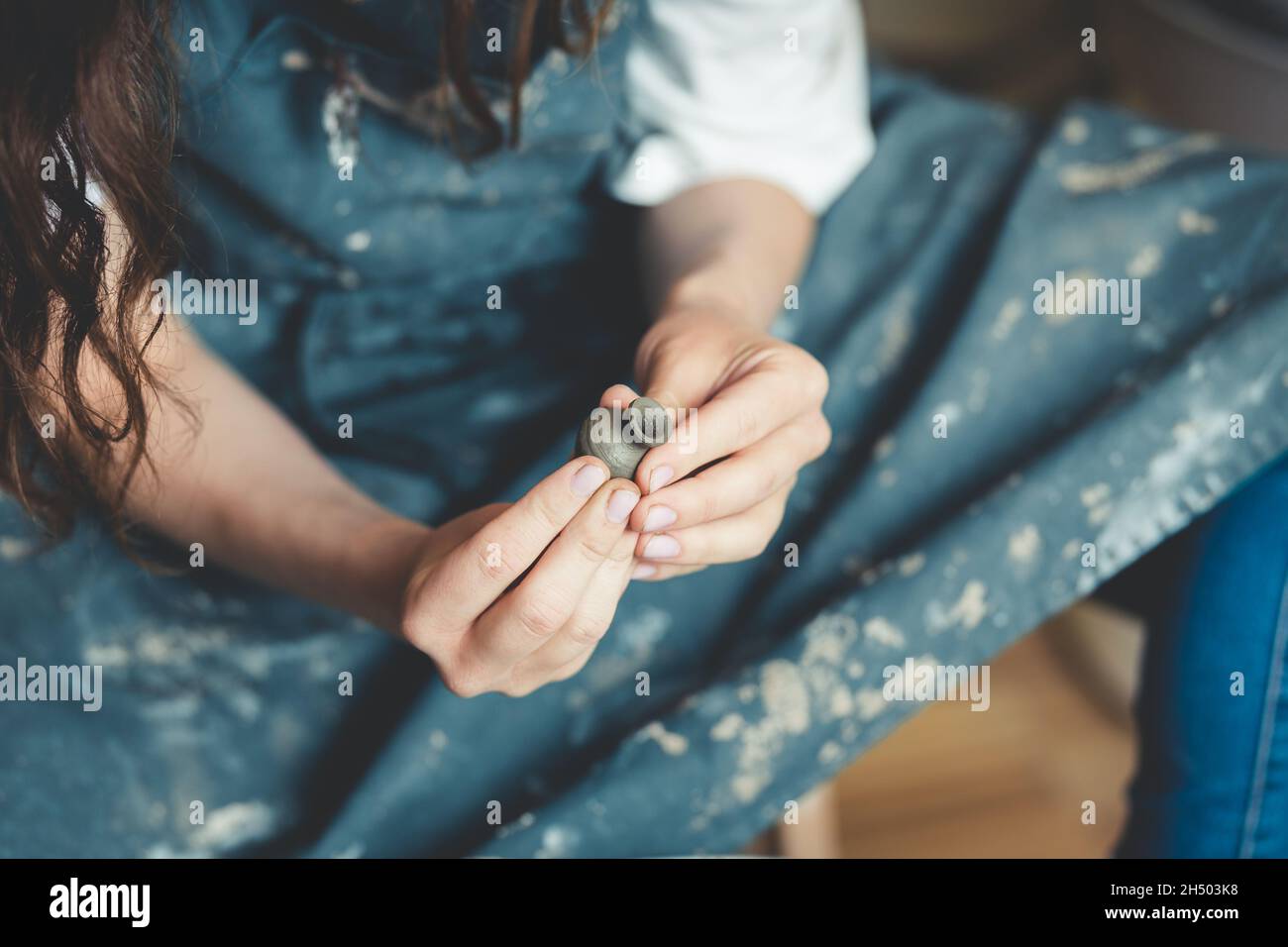 Closeup woman hands form small hi-res stock photography and images - Alamy
