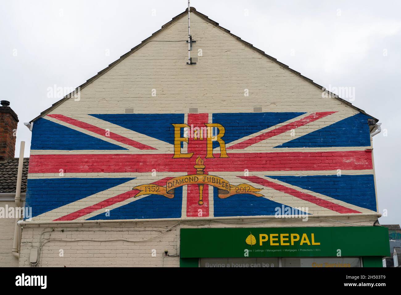 Union jack on side of house hi-res stock photography and images - Alamy