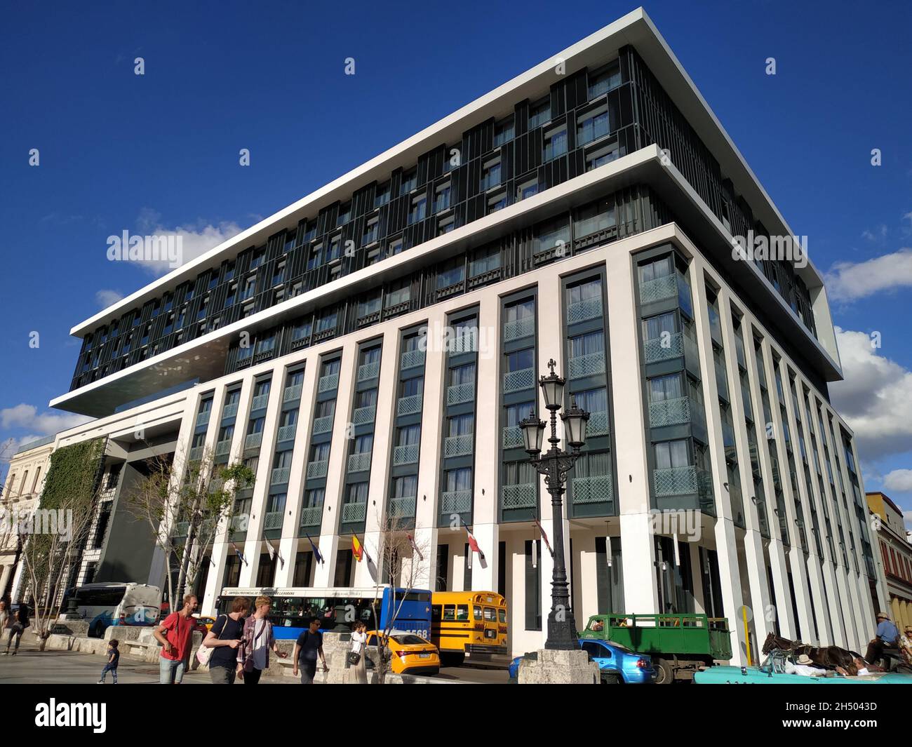 Packard building hi-res stock photography and images - Alamy