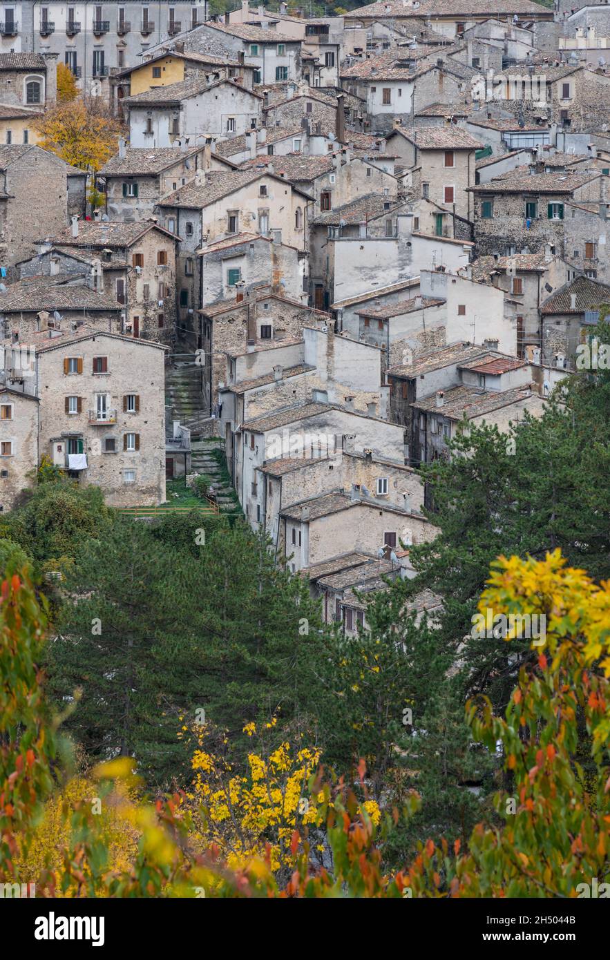 Scanno (Abruzzo, Italy) - The medieval village of Scanno, in the ...