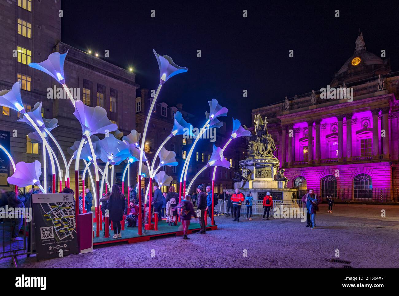 Liverpool River of Light lightshow around the pierhead and Albert Dock ...