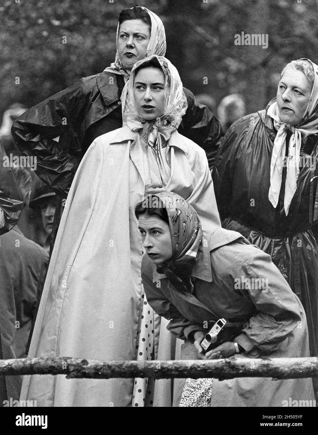 Queen elizabeth ii and katryn stanley hi-res stock photography and ...