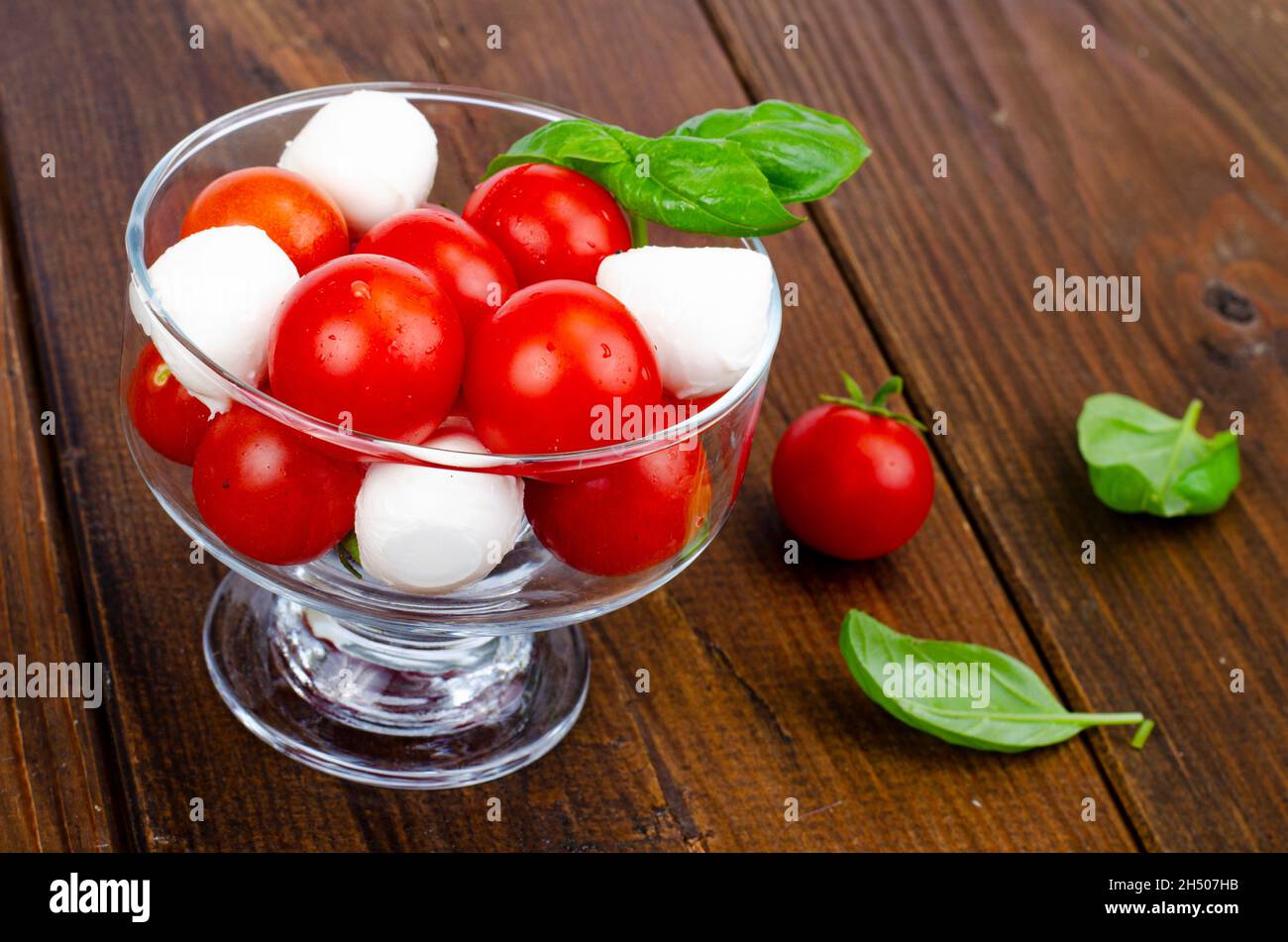 Salade caprese hi-res stock photography and images - Alamy