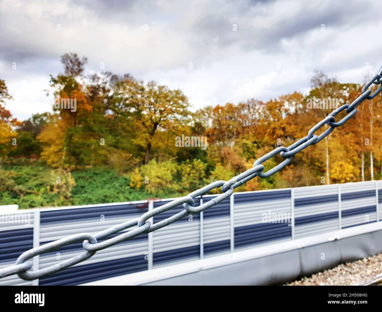 Sound barrier hi-res stock photography and images - Alamy