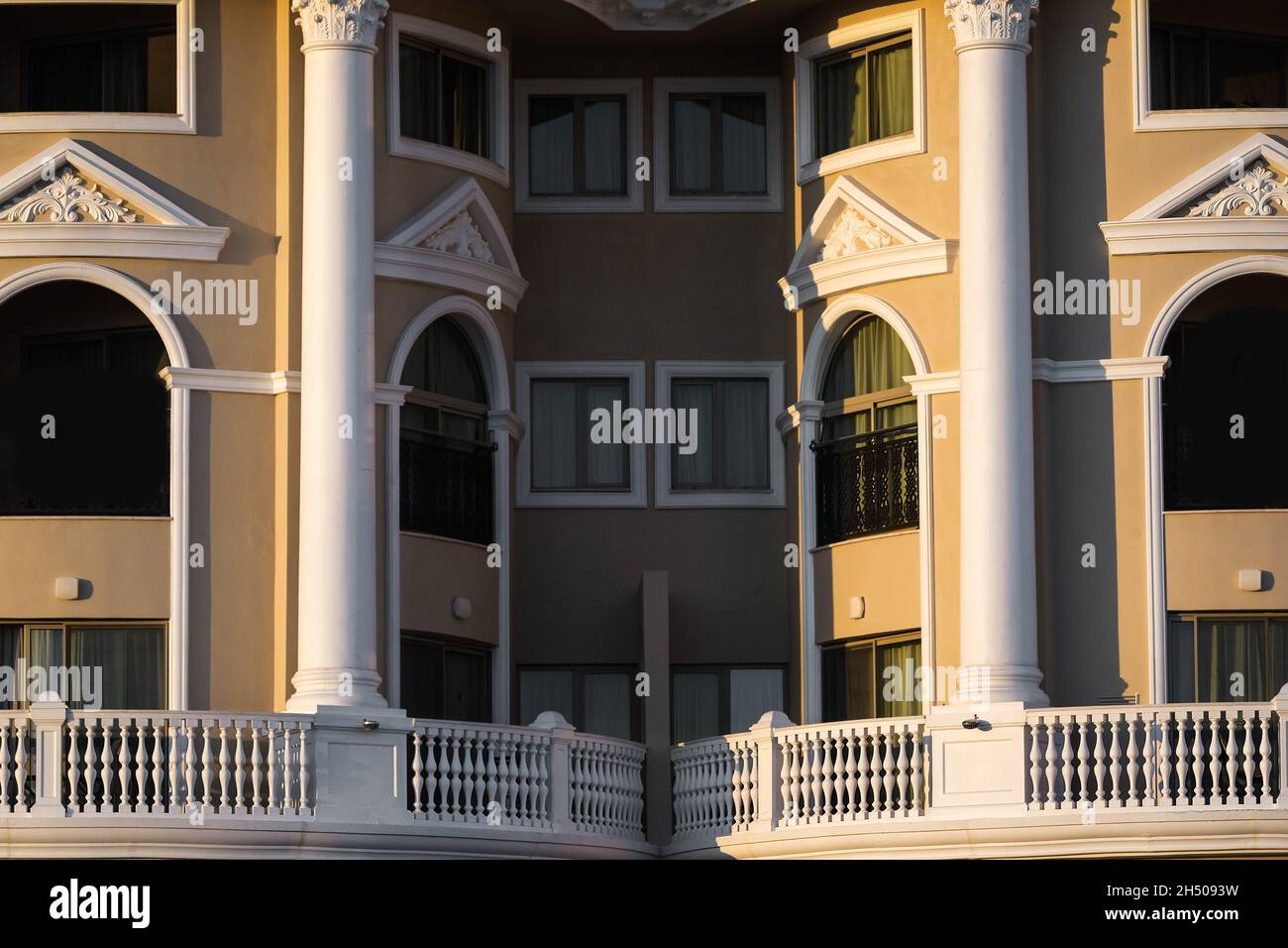 Beautiful bilding hi-res stock photography and images - Alamy