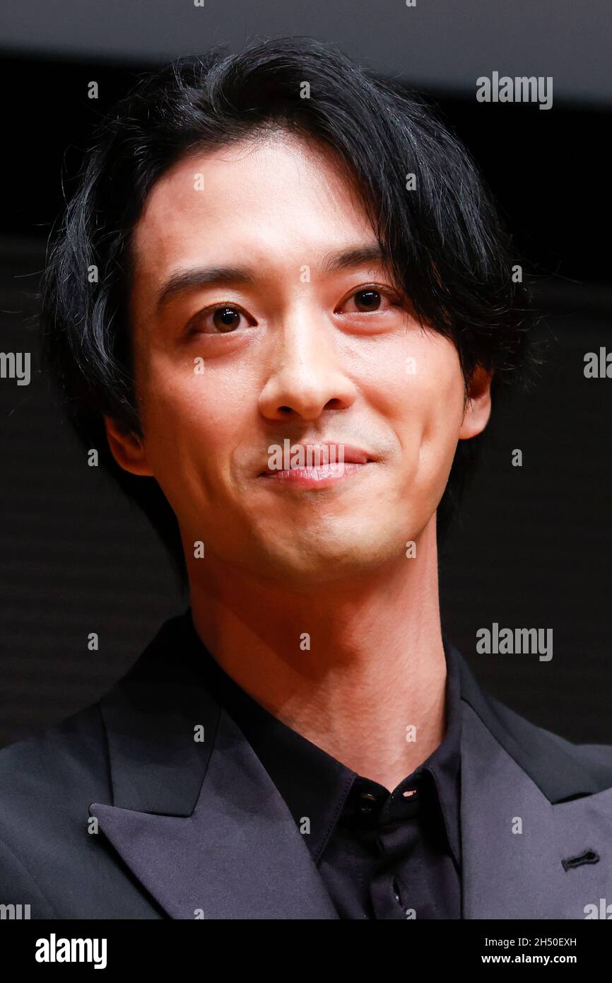 November 5, 2021, Tokyo, Japan: Japanese actor Shu Watanabe attends a ...