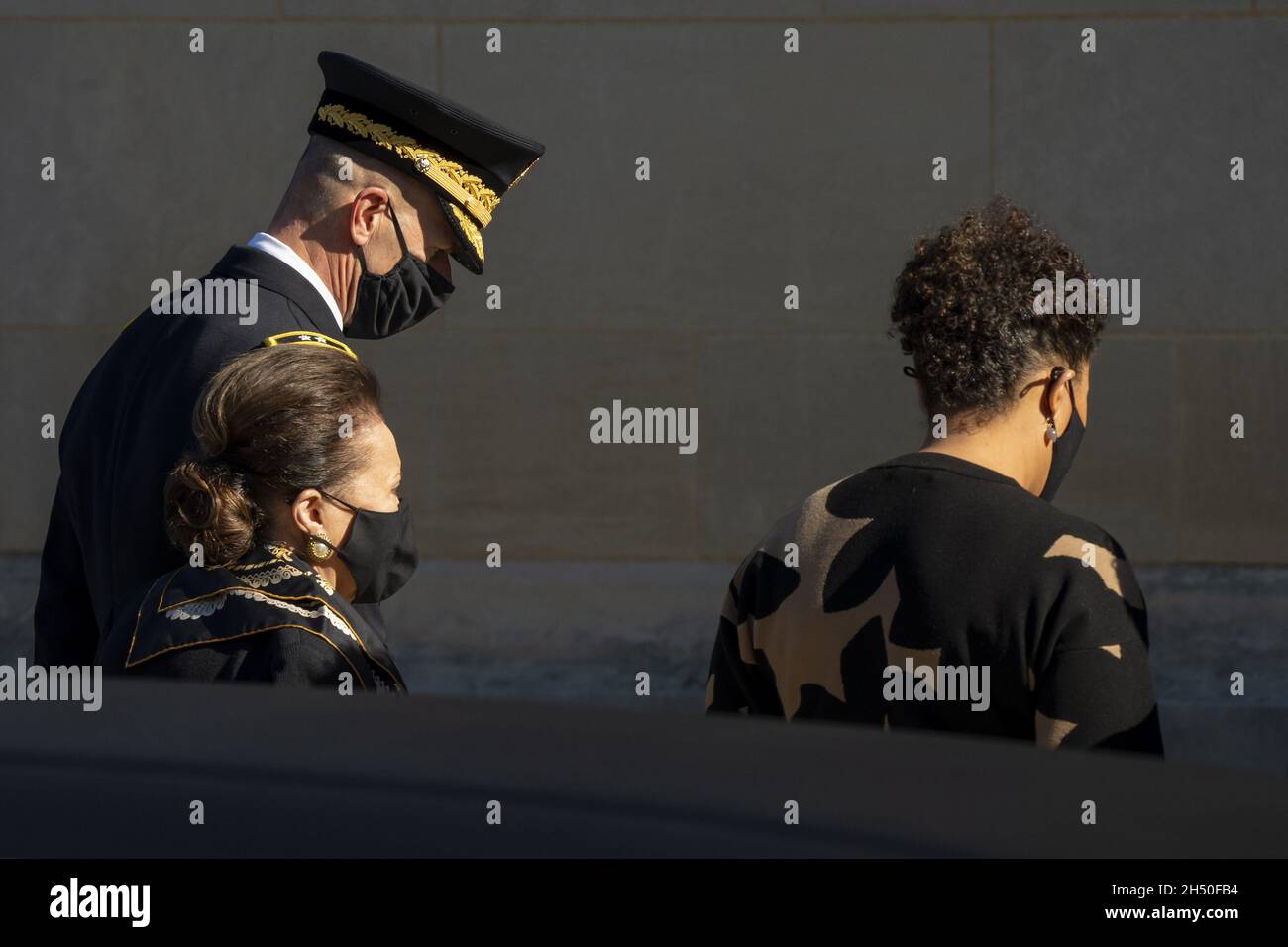 Colin powell wife alma hi-res stock photography and images - Alamy
