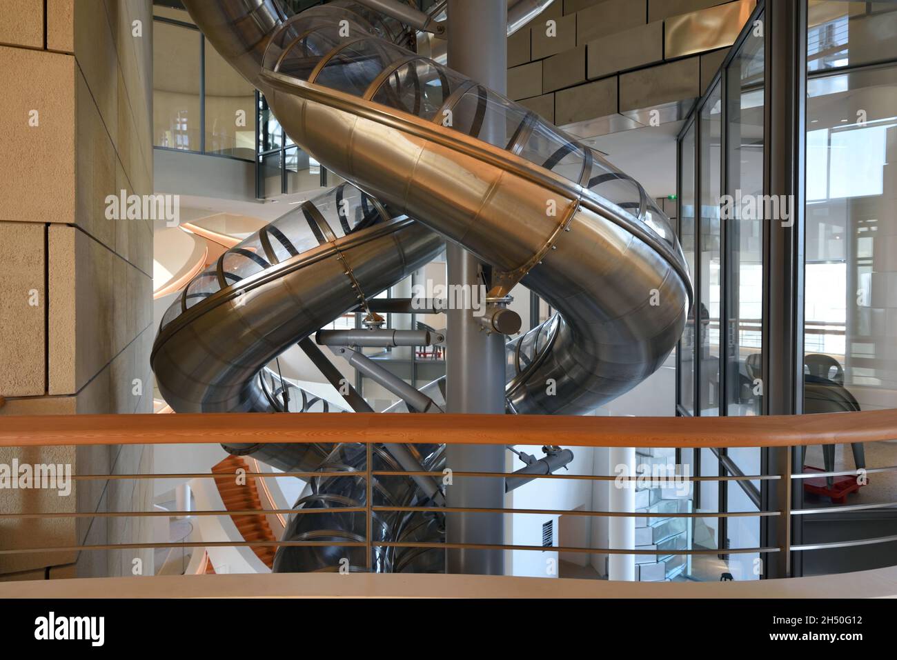 Luma tower arles hi-res stock photography and images - Alamy