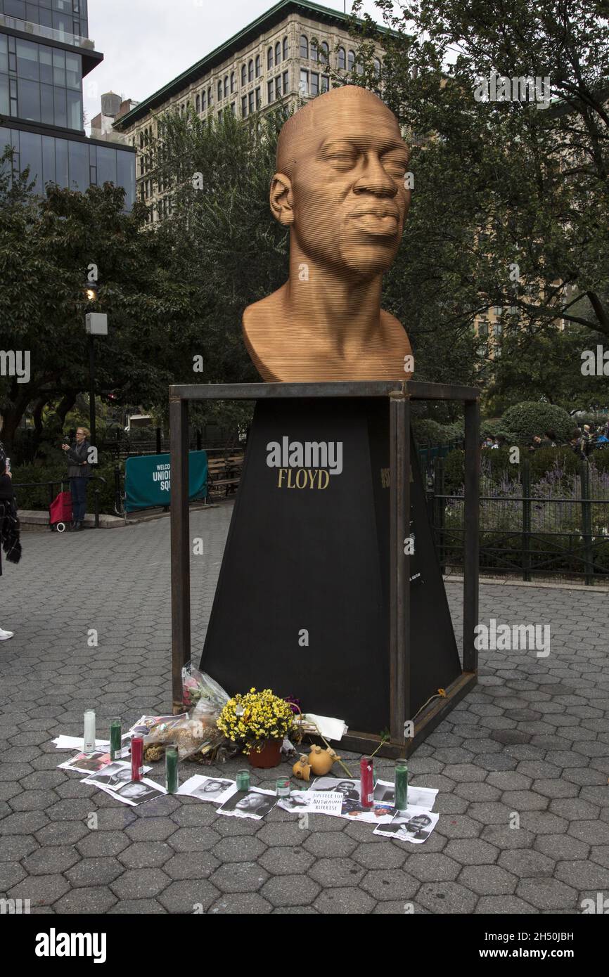 Art Installation at Union Square in NYC by artist Chris Carnabuci of ...