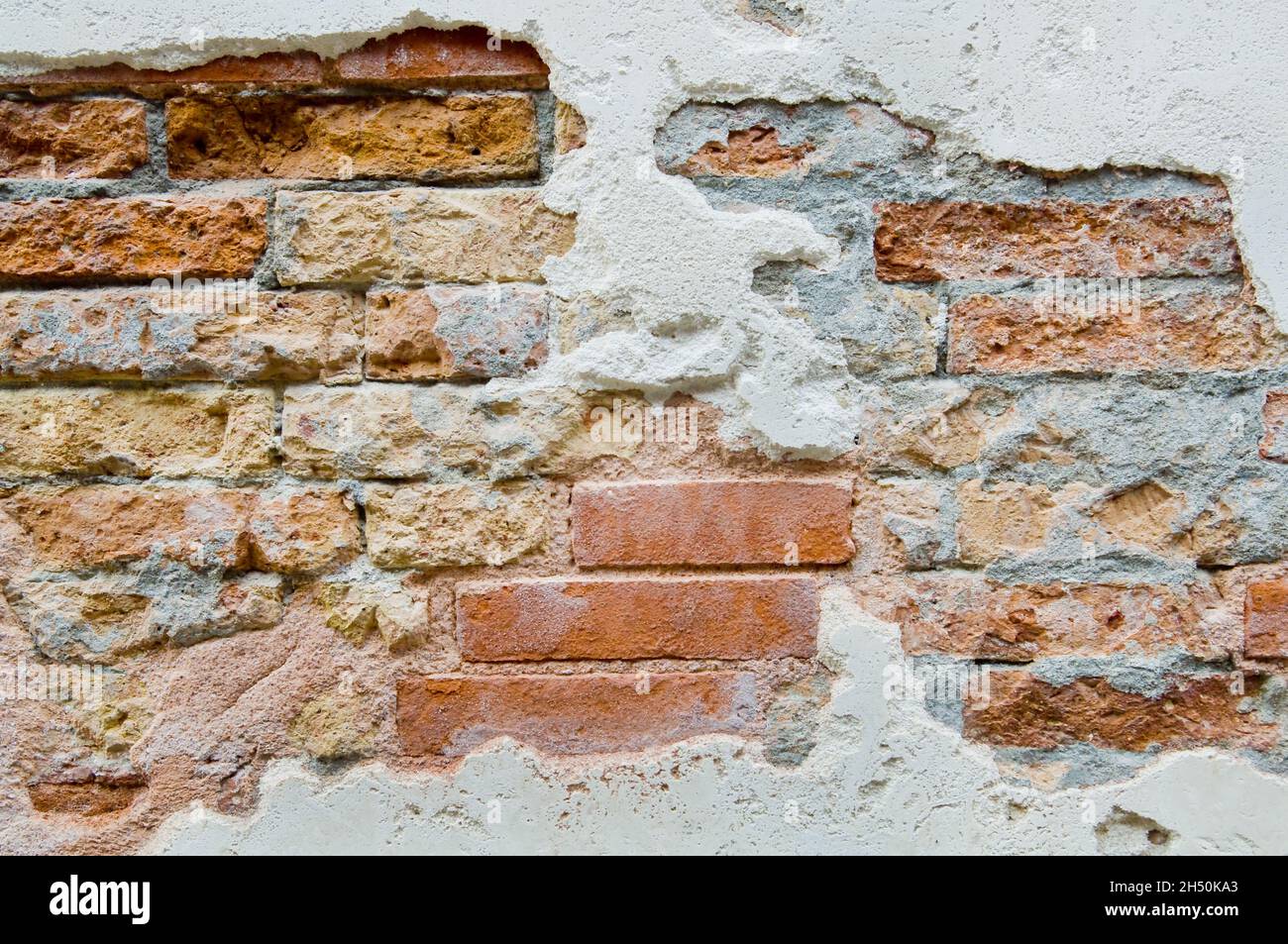Warn out walls hi-res stock photography and images - Alamy