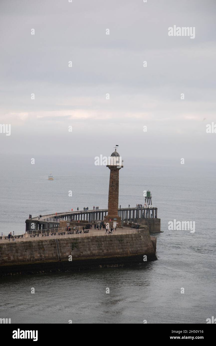 Whitby railway bridge hi-res stock photography and images - Alamy