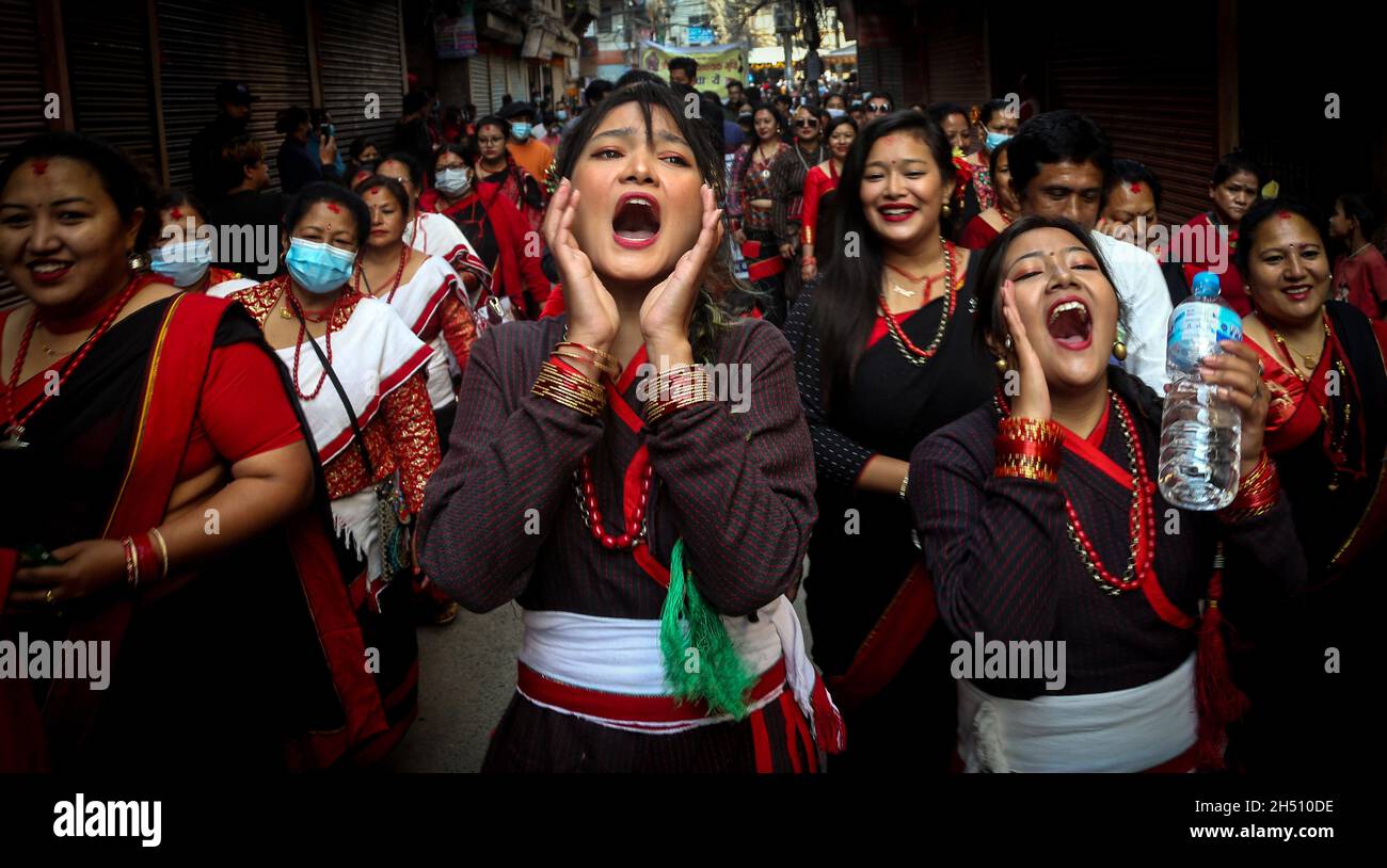 Mha puja hi-res stock photography and images - Alamy