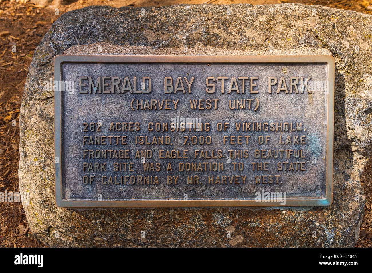 Historic bronze plaque at Vikingsholm Castle, Emerald Bay State Park ...