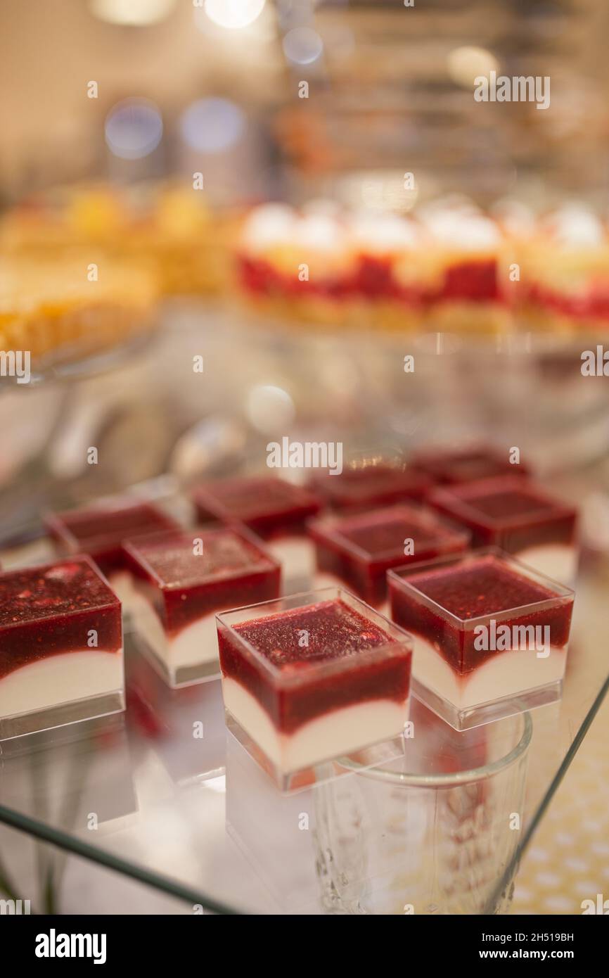 Sweets in cups hi-res stock photography and images - Alamy