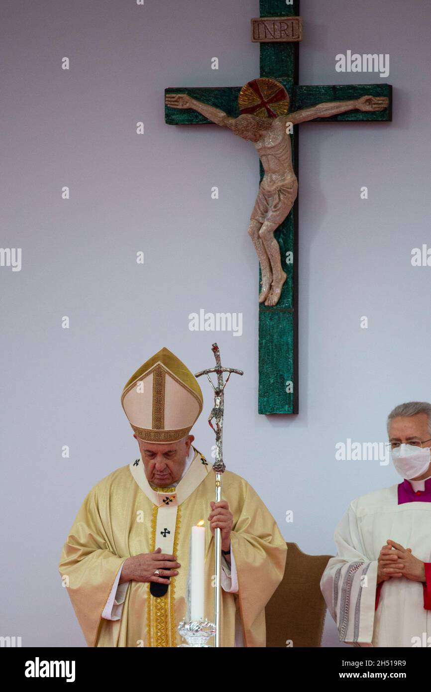 Rome, Italy. 05th Nov, 2021. Pope Francis holds a mass at Catholic ...