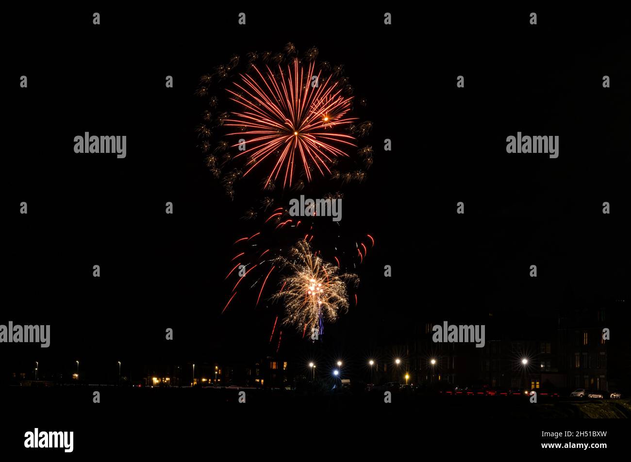 Guy fawkes bonfire fireworks hi-res stock photography and images - Alamy