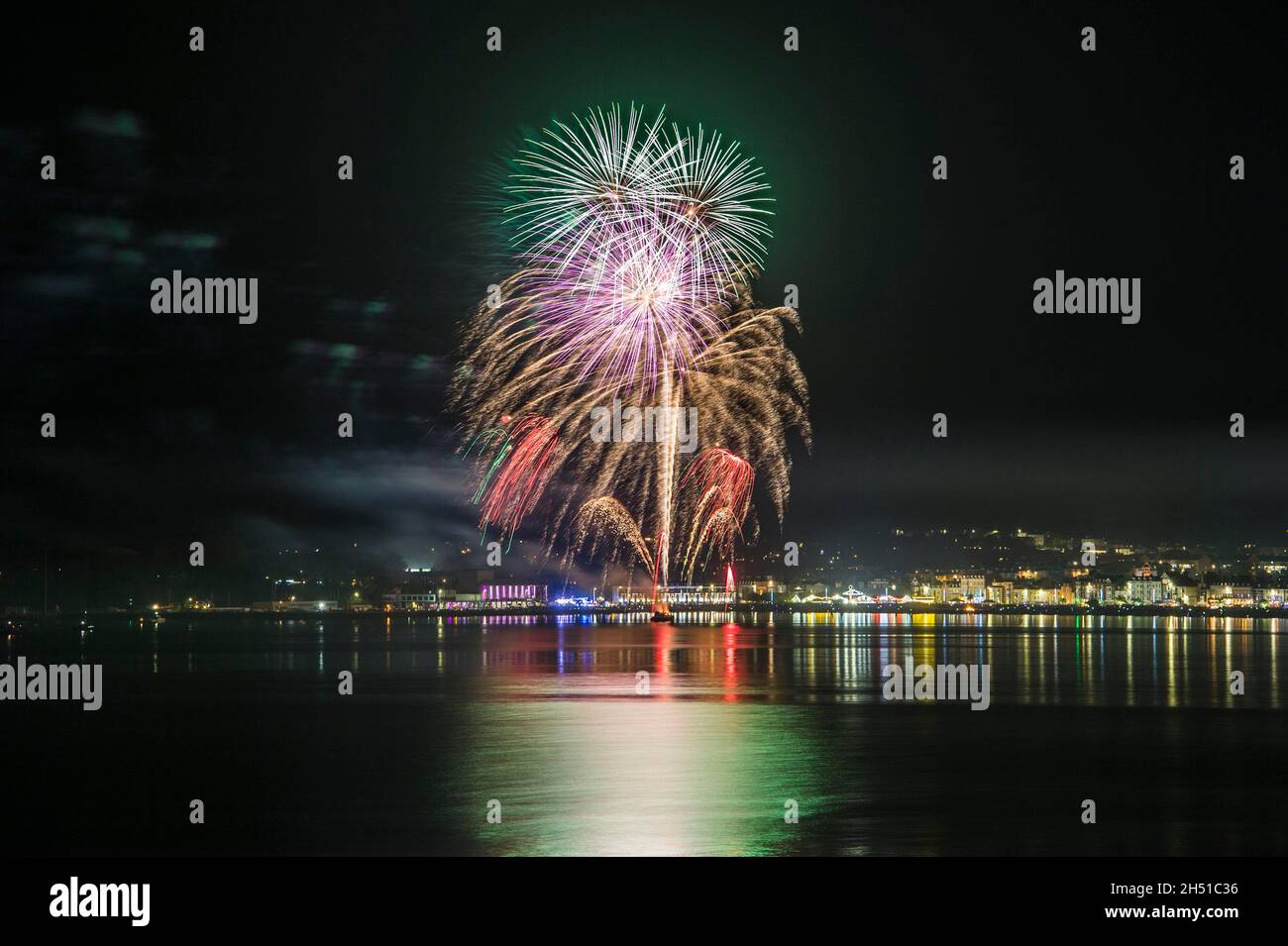 Weymouth fireworks hi-res stock photography and images - Alamy