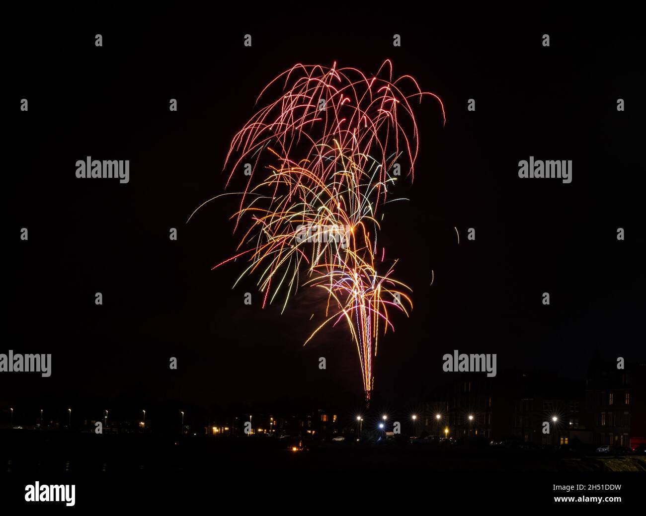 Musselburgh, East Lothian, Scotland, UK, 5th November 2021. Bonfire ...