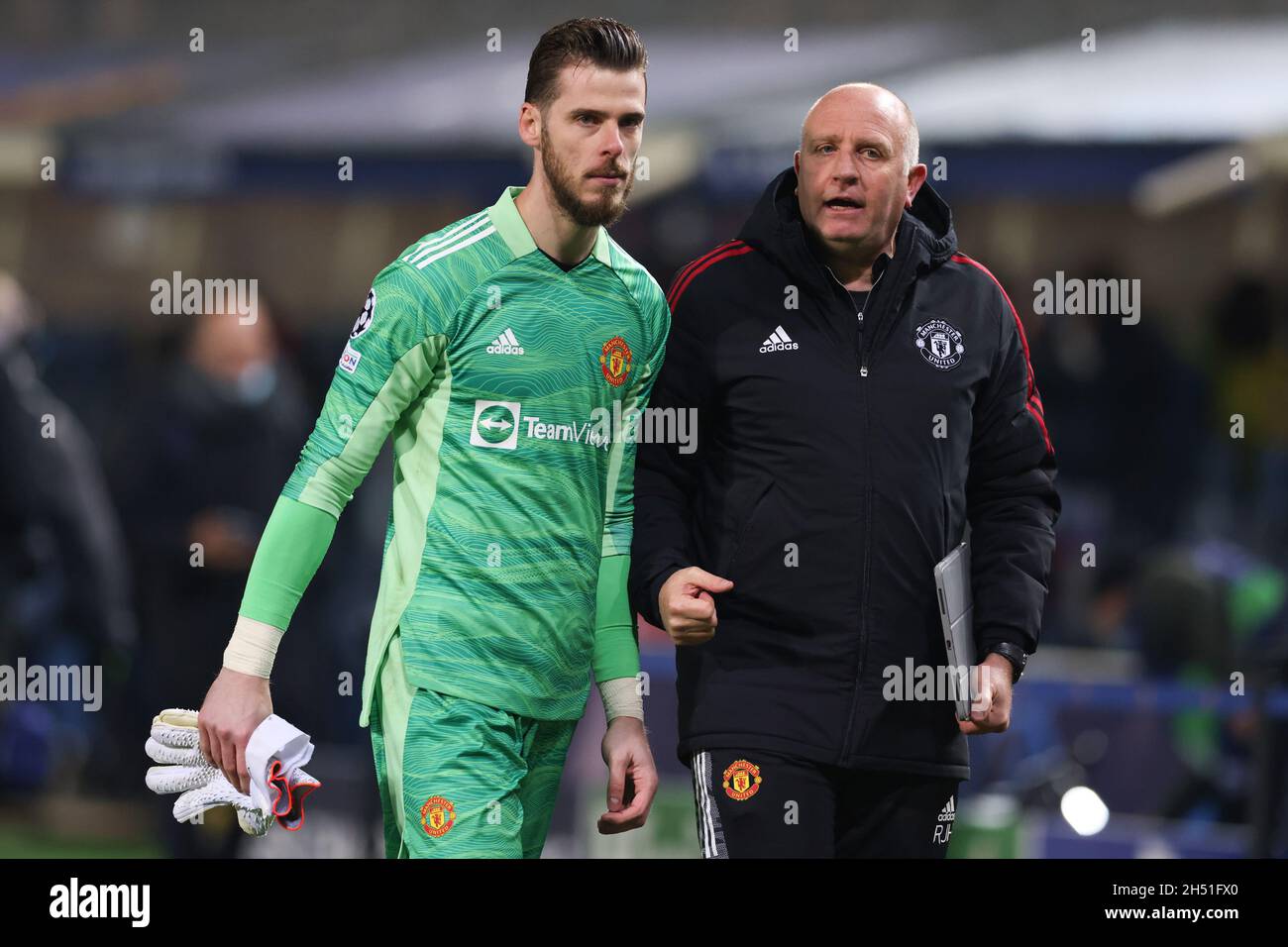 Richard harris the field hi-res stock photography and images - Alamy