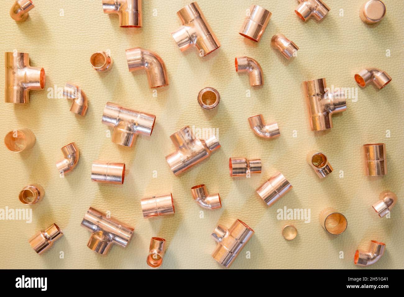 Copper fittings for soldered joints hi-res stock photography and images ...