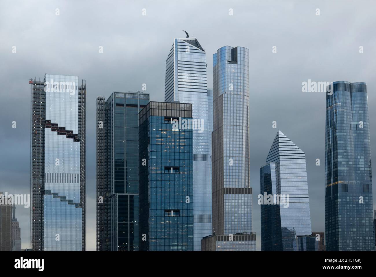 New westside manhattan construction hi-res stock photography and images ...