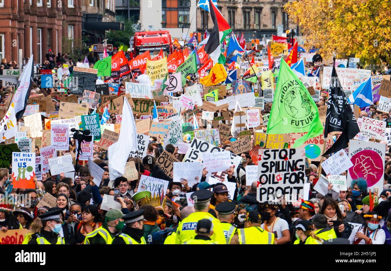 Glasgow, Scotland, UK. 5th November 2021. Demonstrators on a Fridays ...