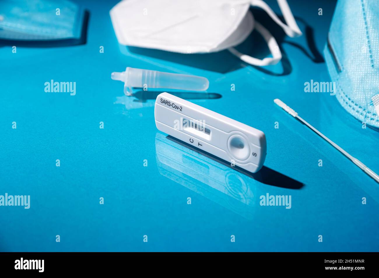 Close up image of Rapid test kit device for Covid-19 showing positive ...