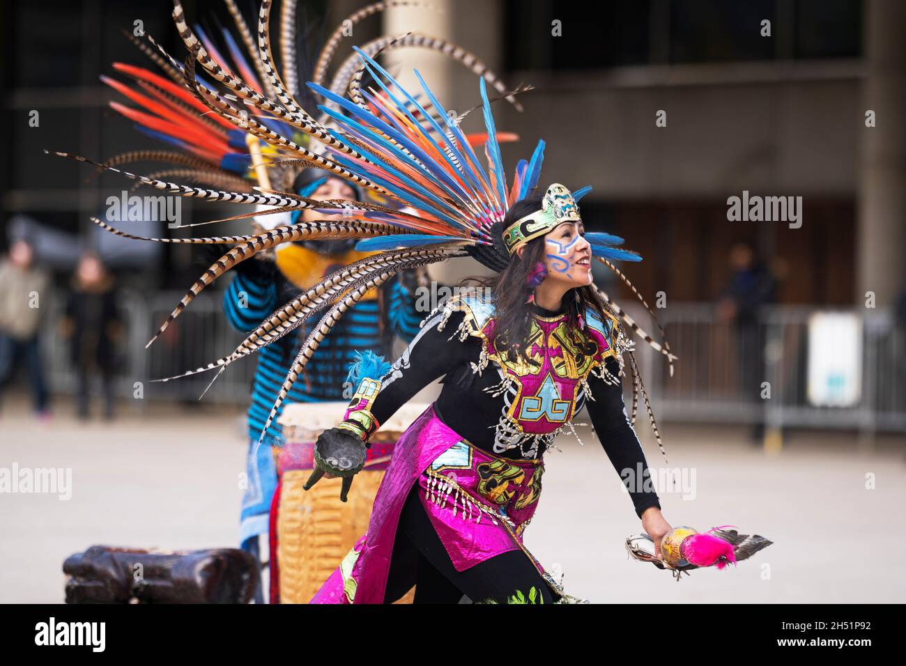 Aztec dancer hi-res stock photography and images - Alamy