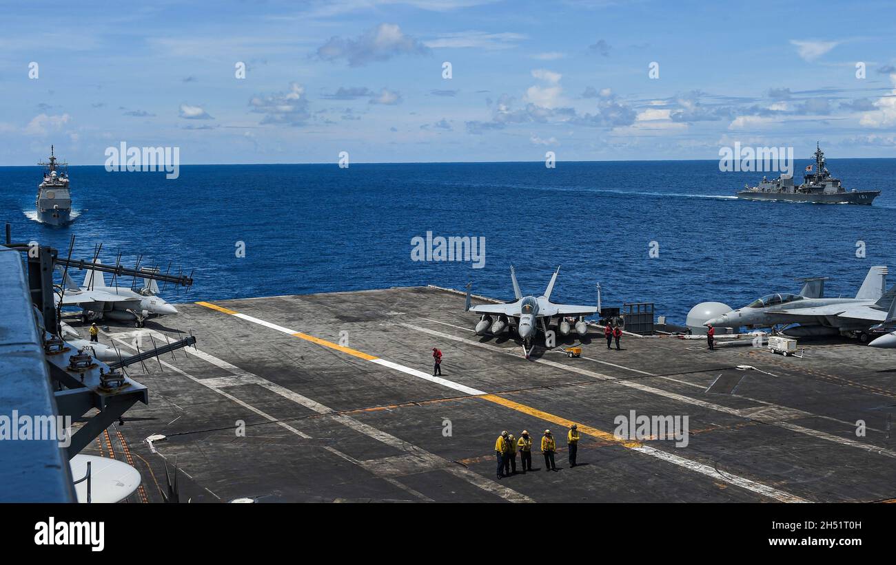 211030-N-OL611-2003 SOUTH CHINA SEA (Oct. 30, 2021) Japan Maritime Self ...