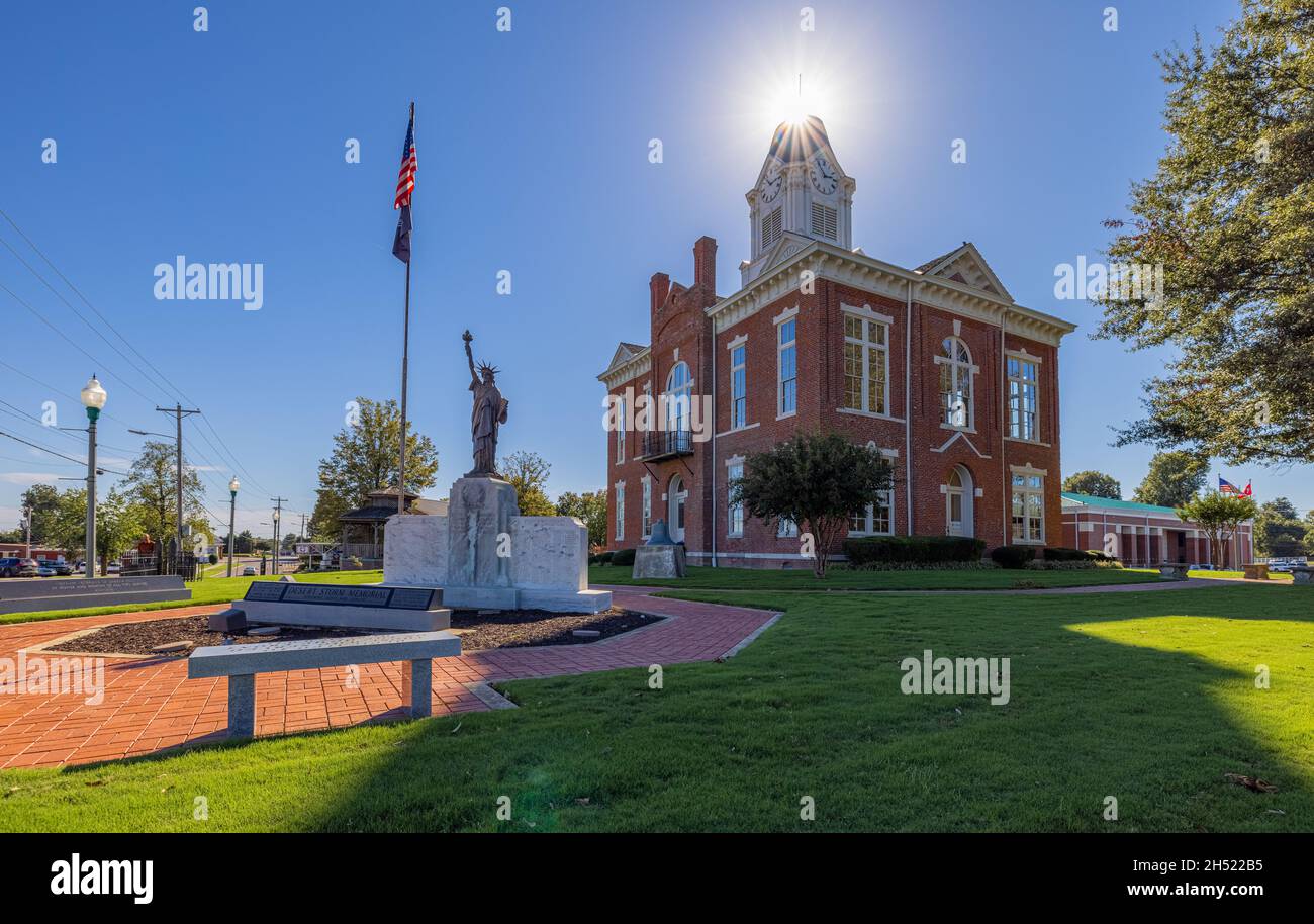 Paragould, Arkansas, USA - October 18, 2021: The Historic Greene County ...