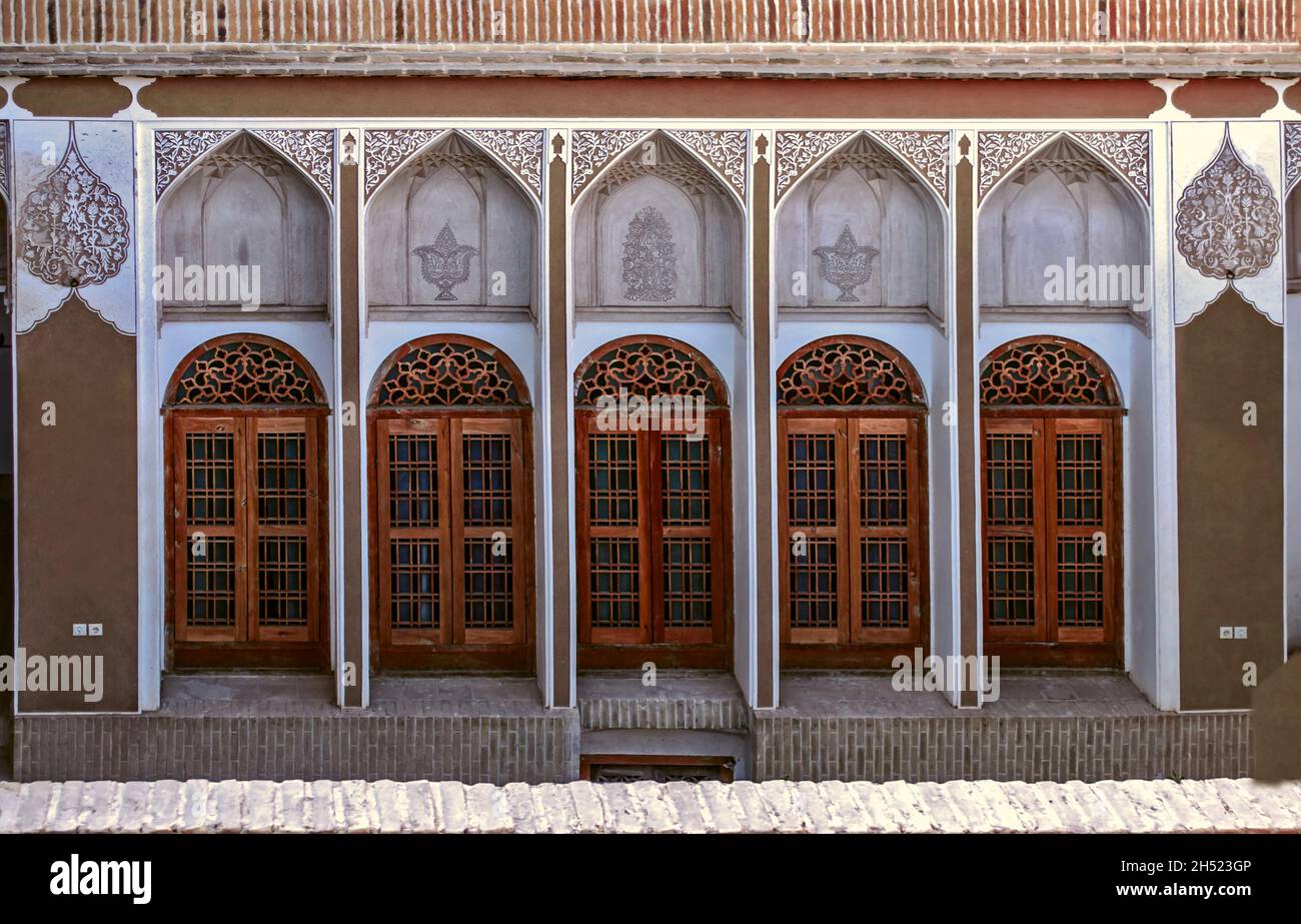 Double leaf shutters hi-res stock photography and images - Alamy