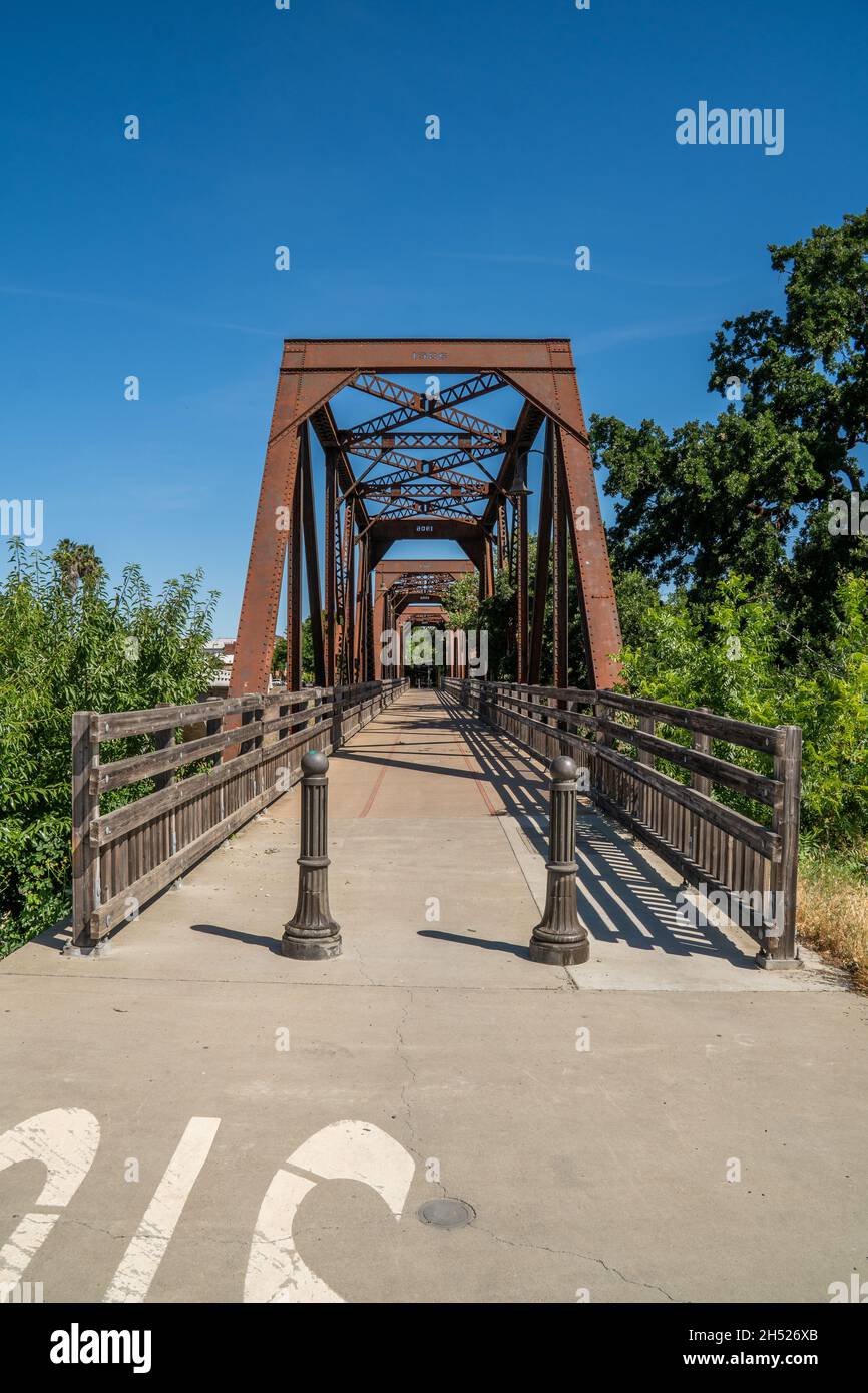 Iron creek road hi-res stock photography and images - Alamy