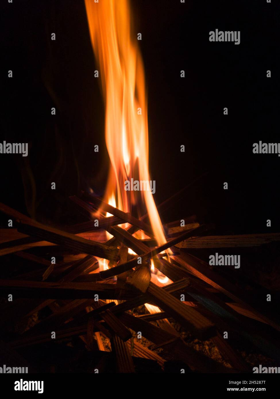Starting fire with sticks hi-res stock photography and images - Alamy