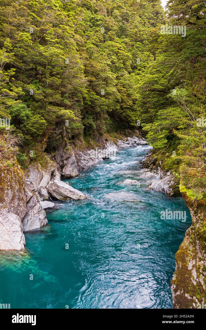 Sheer cliff small waterfall hi-res stock photography and images - Alamy