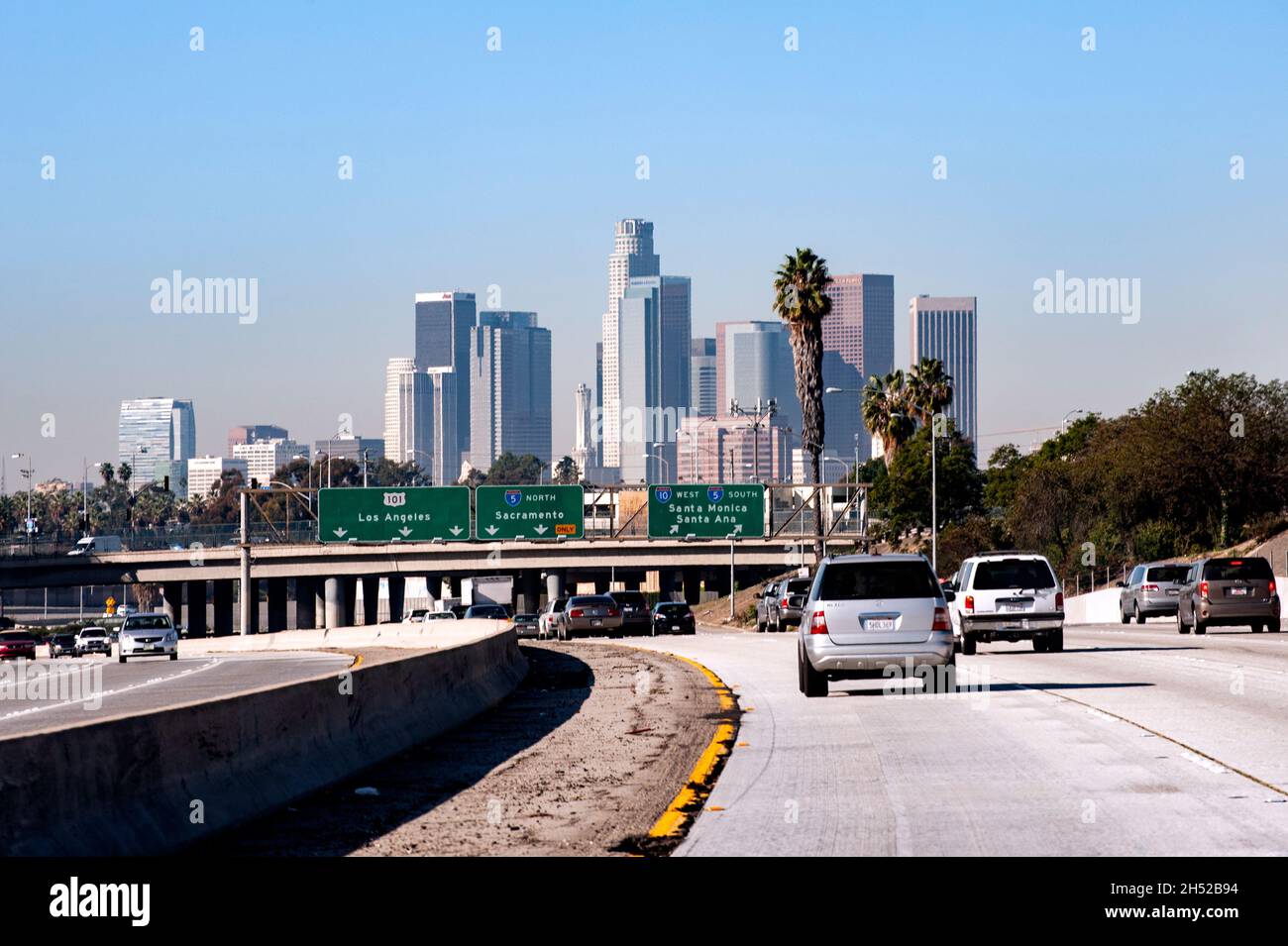 View of downtown Los Angeles from the northbound Harbor Freeway Stock ...